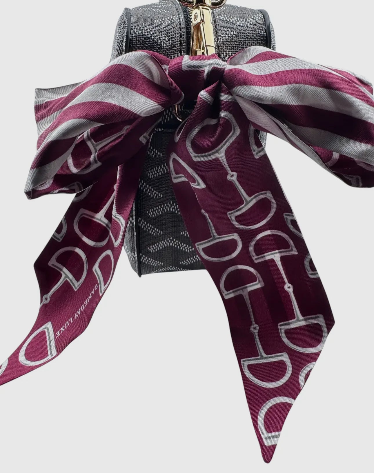 The Gameday Signature Scarf – Lady Hart
